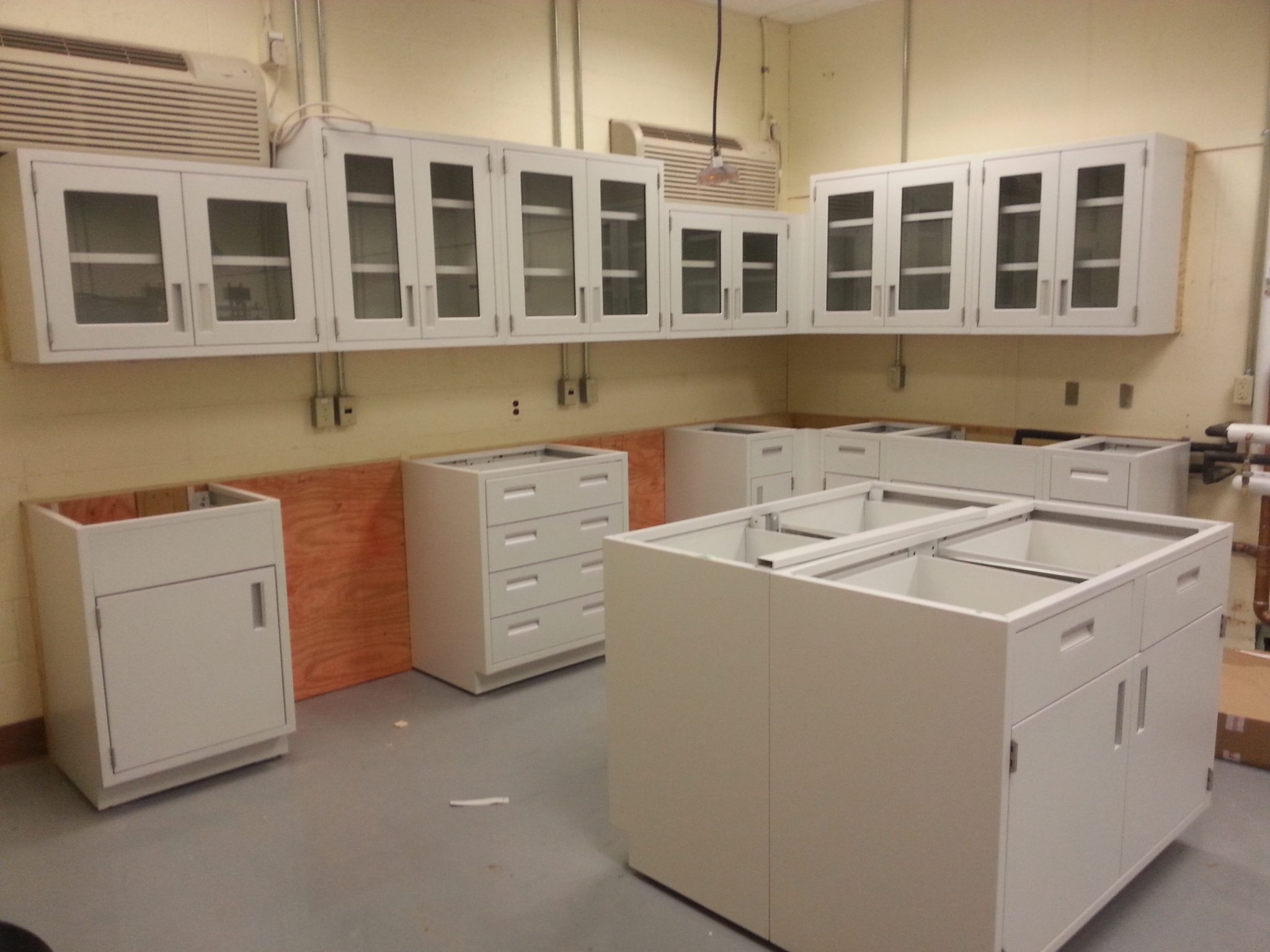 RDM - Laboratory Casework - Standard Metal Cabinets
