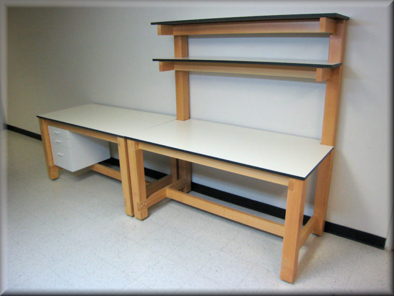 RDM F-103PL/DS-WD Wood Frame Tech Table w/ Double Shelves