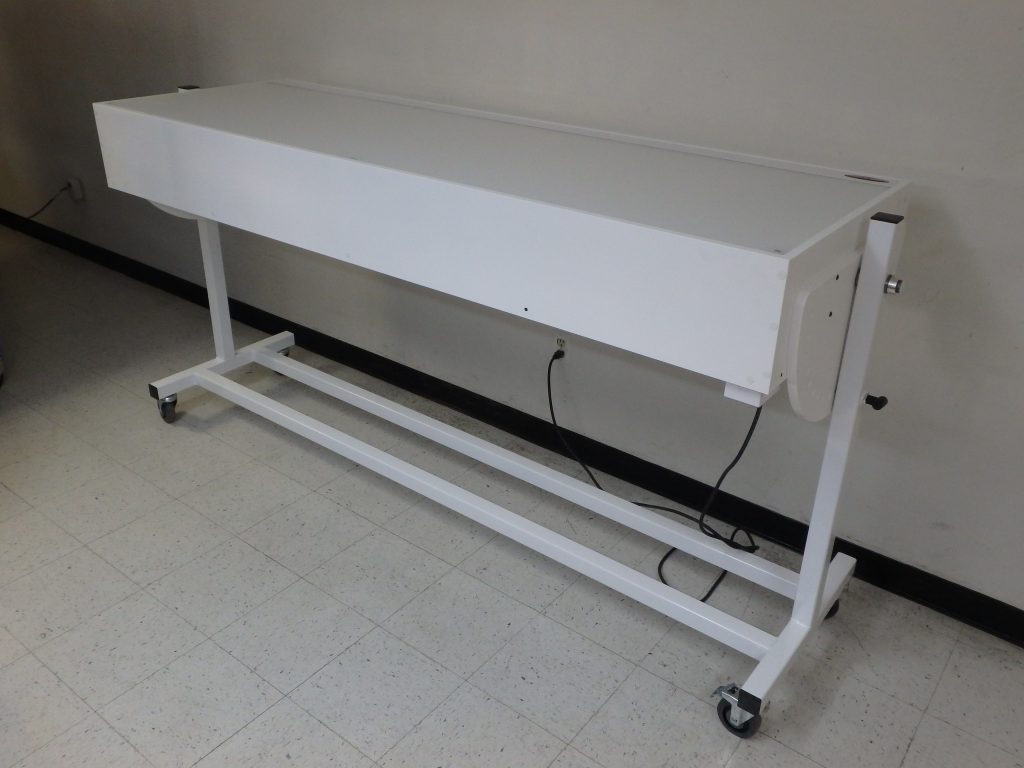 LT-100P Illuminated Light Panel - Horizontal to Full Vertical