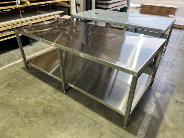 RDM - Table A-109P-DRAIN (Drain Top Workbench)